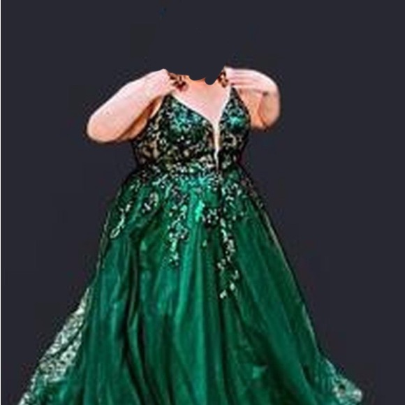 Alyce Paris | Dresses | Alyce Paris Green Prom Dress | Poshmark